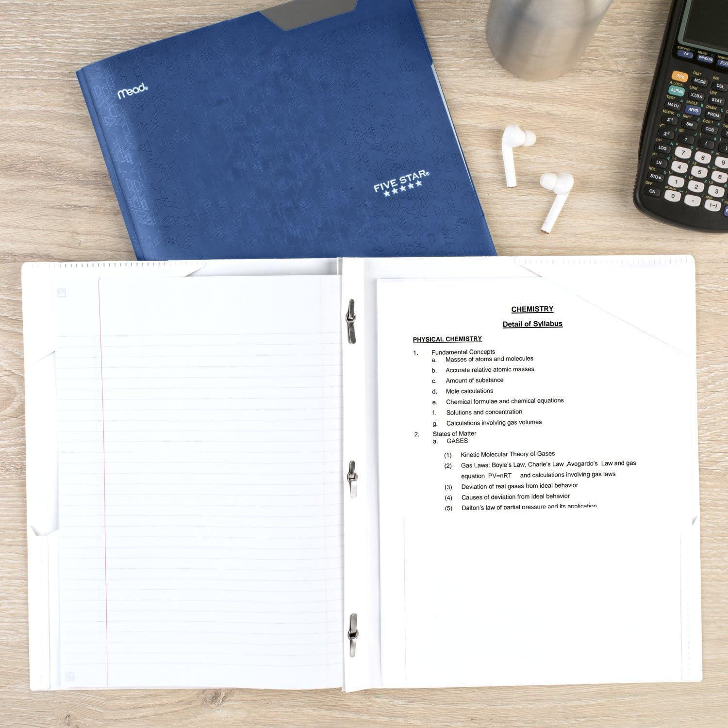 Five Star 2 Pocket Folder, Stay-Put Folder, Plastic Colored Folders with Pockets & Prong Fasteners for 3-Ring Binders, 8-1/2" x 11", White (72494)
