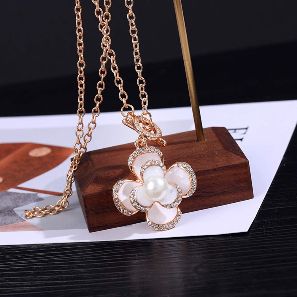 Glamtune Fashion Celebrity Design Rhinestone Flower Charm Pendant Chic Necklace (White)