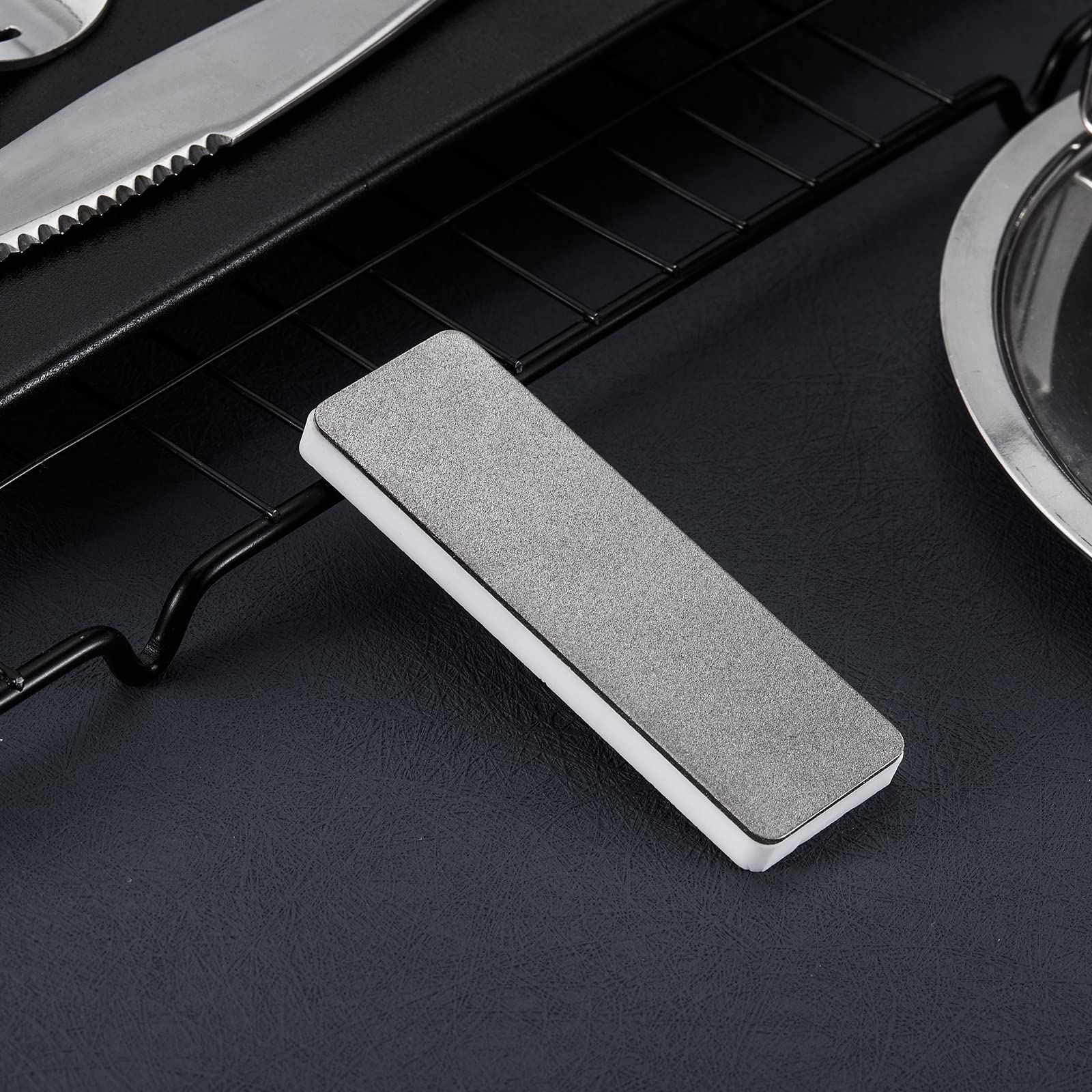 Patelai 2 Pcs Mini Pocket Knife Sharpener Stone Double Sided Diamond Sharpening Stone Whetstone Diamond Ceramic Sharpen Tools for Scissors Knives Outdoor Kitchen Sharpen Tools