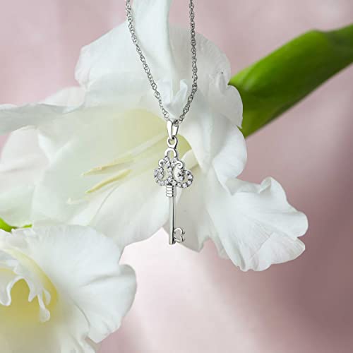 Elmas 1/10CT Round White Diamond 10K White Gold Dainty Key Pendant Necklace for Women