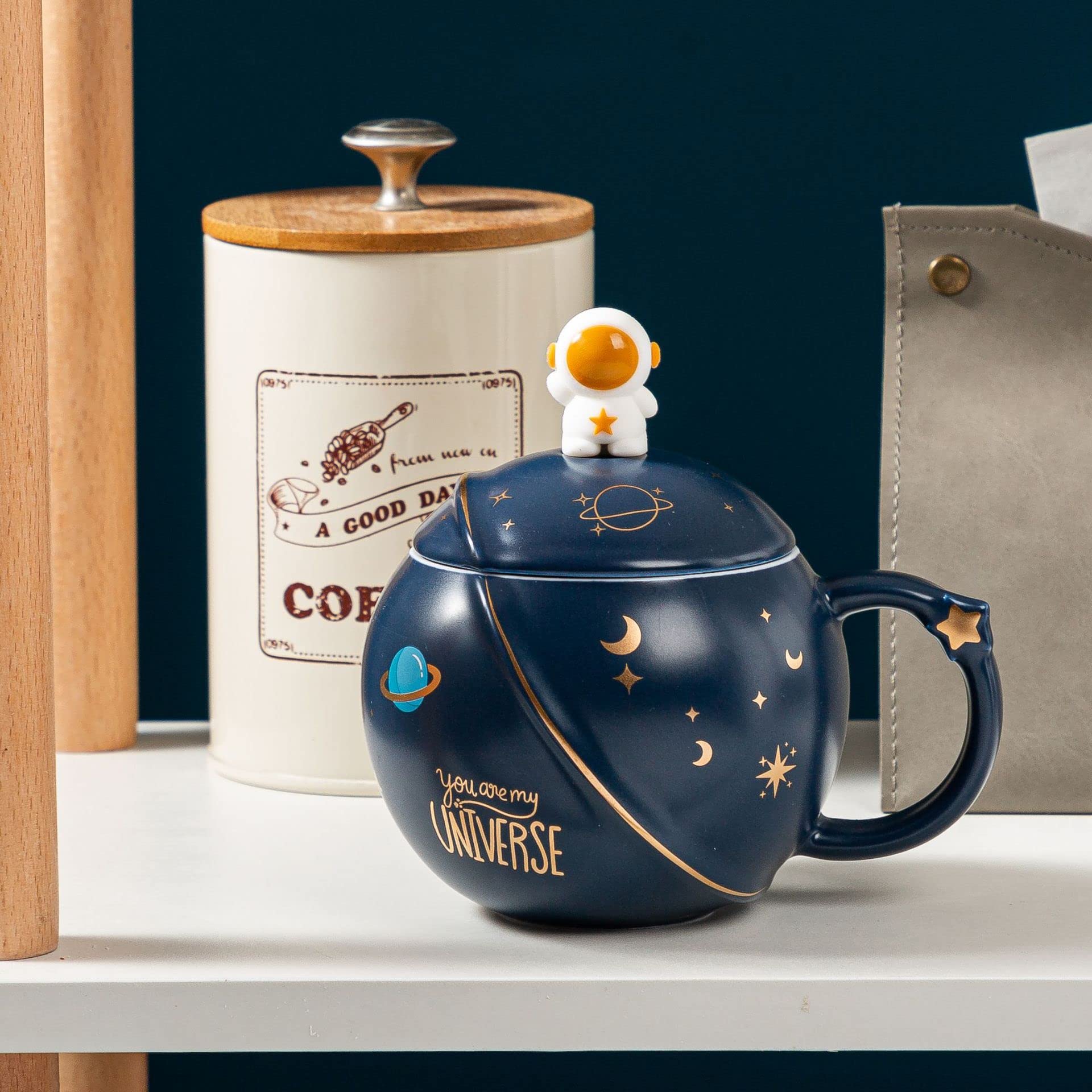 Hwagui Kawaii Astronaut Mug with Lid and Spoon, Handmade Cute Ceramic Cup for Coffee, Tea, Milk, Water, Space Mug Novelty Gift Dark Blue 450ml/15oz