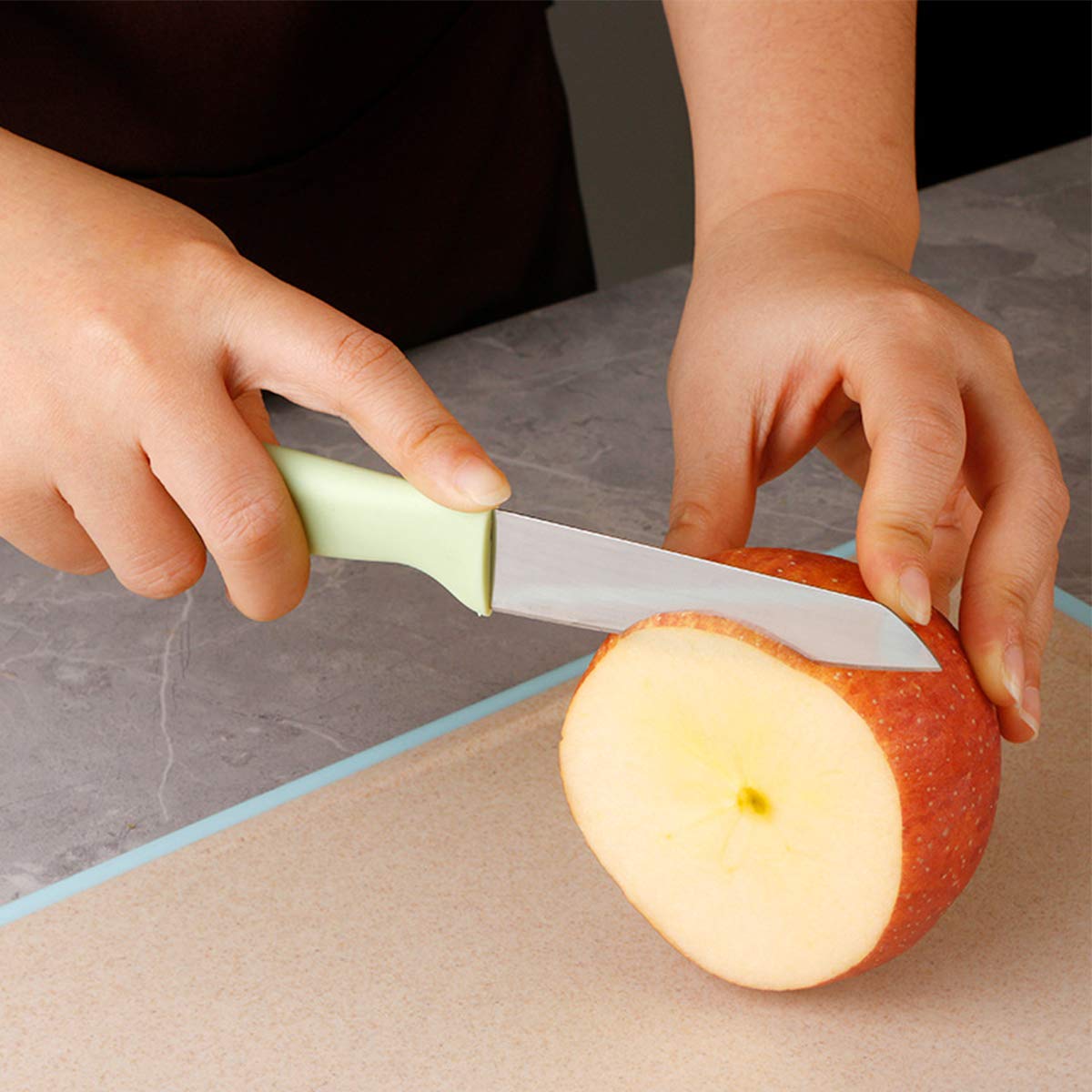 Kocpudu Paring Knife,3 Pieces Sharp and Durable Fruit Knife, with Protective Cover,fruit Knife Small of Exquisite Appearance,suitable for Most Types of Vegetables and Fruits (pink, Blue, Green)