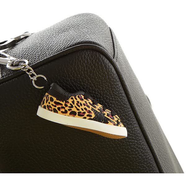 Golden Goose Star Bag Hammered Leather Body Star And Shoulder Strap Womens Pouches