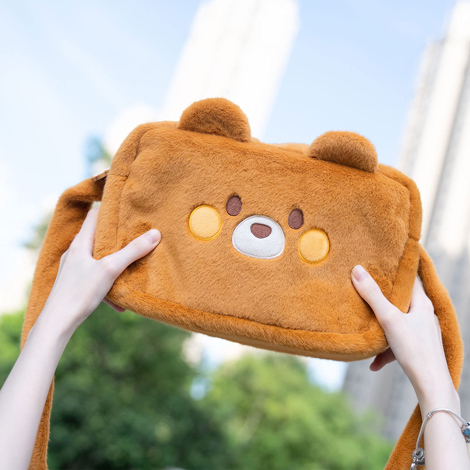 GeekShare Cute Plush Bear Bag, Large Cartoon Crossbody Shoulder Bag Carrying Case Compatible with Nintendo Switch/Switch OLED, AC Adapte, Handphone, Earphone Case and Other Accessories