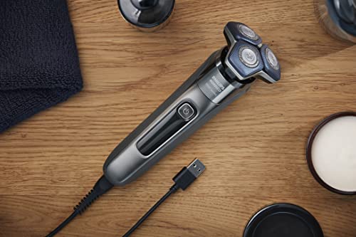 Philips Norelco Shaver 7200, Rechargeable Wet & Dry Electric Shaver with SenseIQ Technology and Pop-up Trimmer S7887/82