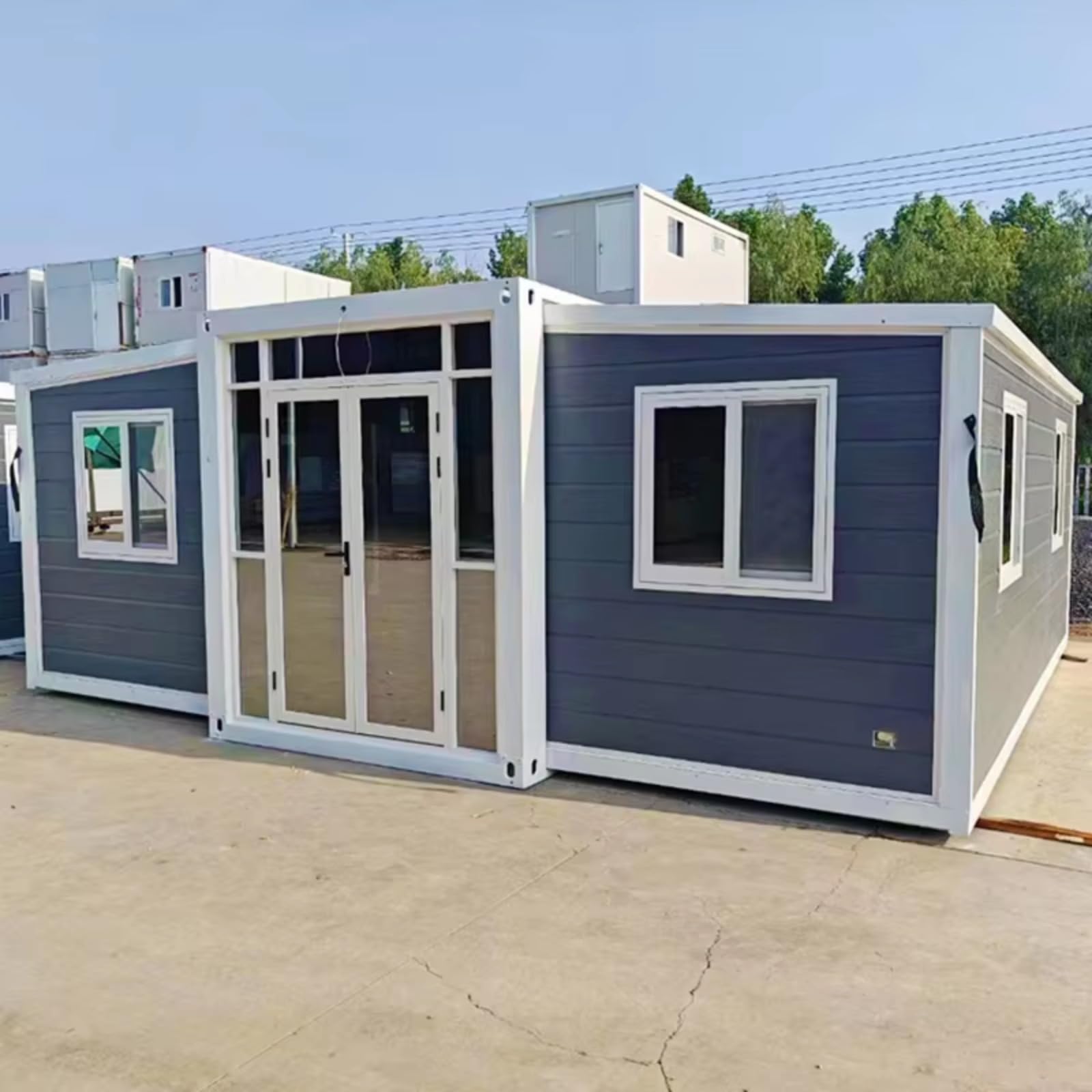 Portable 3 Bedroom Expandable Container HouseāPrefabricated Design for Easy Setup and Mobility, Ideal for Temporary Office Spaces and Recreational Living