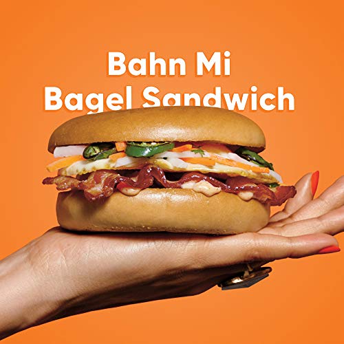 Each package of 6 Thomas' Plain Bagels are classically delicious. Great on their own, or with sandwiches and sweet snacks.