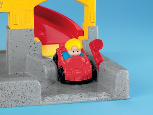 Fisher-Price Little People Wheelies Stand 'n Play Rampway