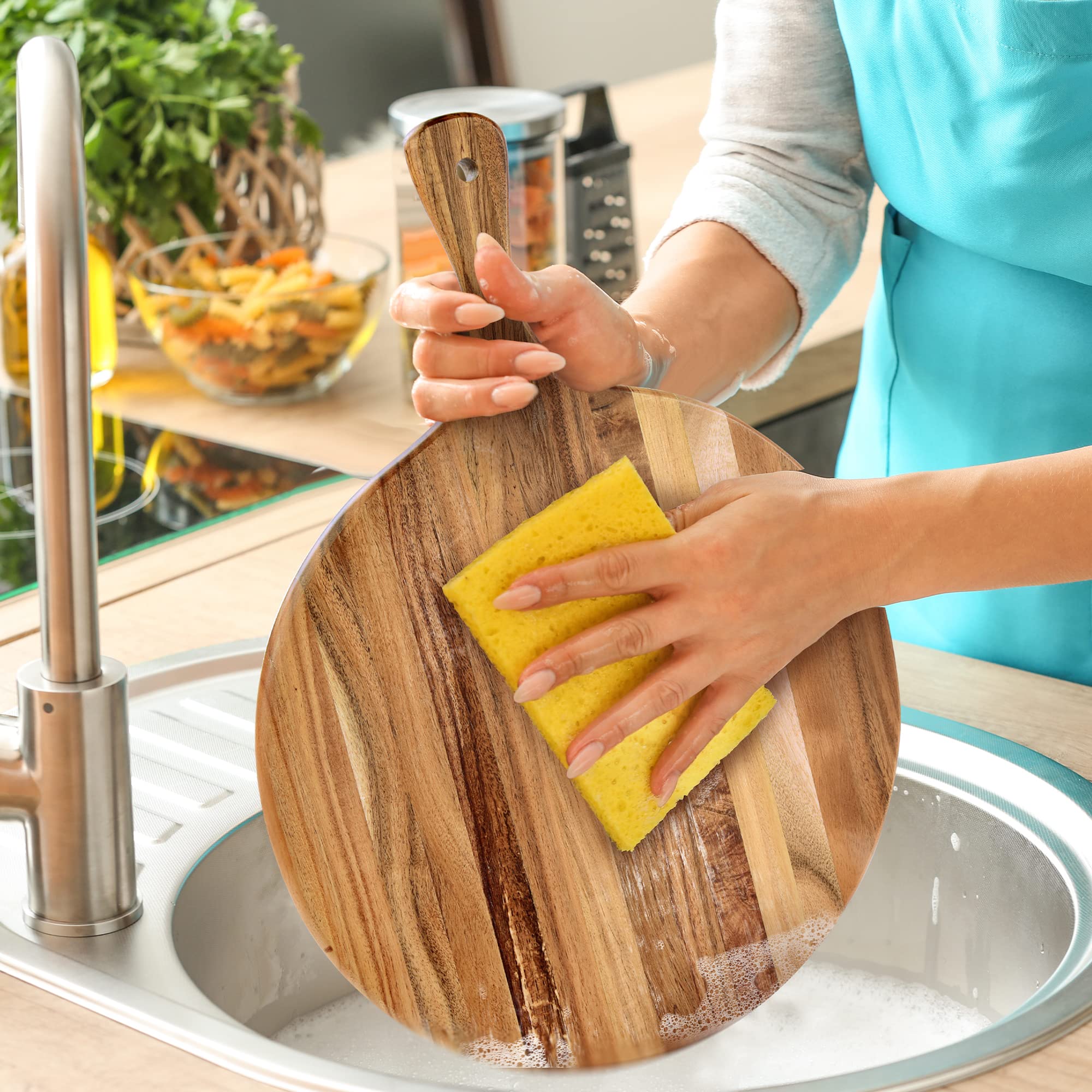 KITEISCAT Acacia Wood Round cutting board with handle 16” x 12”– Round Pizza Paddle & Cutting Serving Board for Home Baking, Cheese, Fruits, Vegetables, Bread, Charcuterie