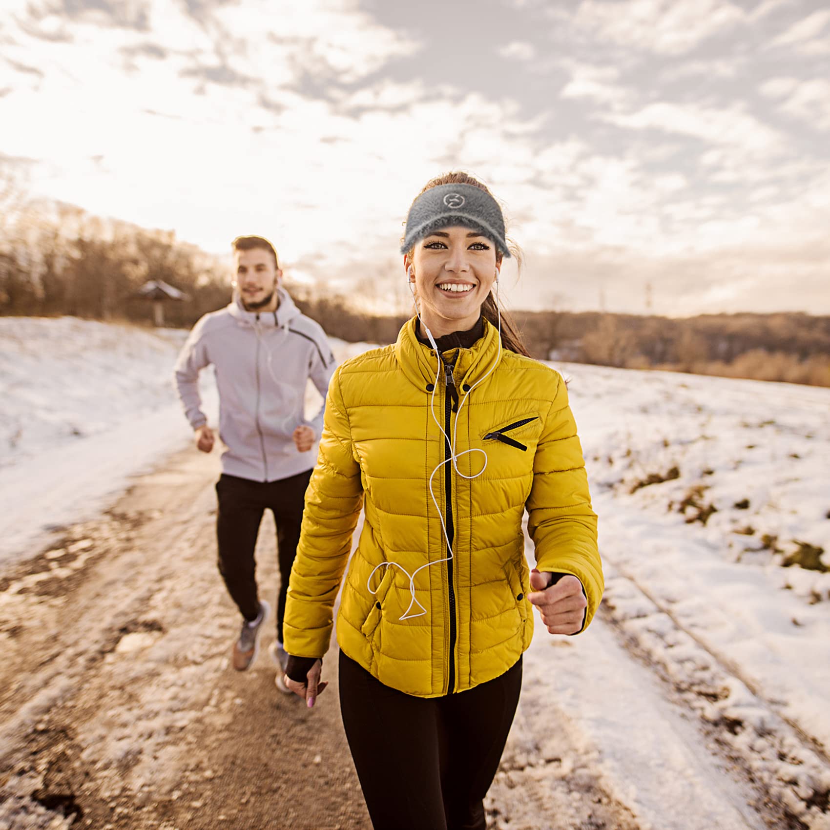 HIGHTERTON Fluffy Winter Visor hat for Men for Women Chunky Knit Visor for Young Outdoor Stylish Visor for Autumn Winter Beige