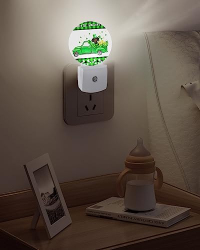 Night Light Plug into Wall, LED Nightlights Happy St. Patrick's Day Shamrock Funny Dachshund Truck Green Plaid Small Nightlight Auto Dusk-to-Dawn Sensor Lamp LED Night Lights for Kid's Bedroom