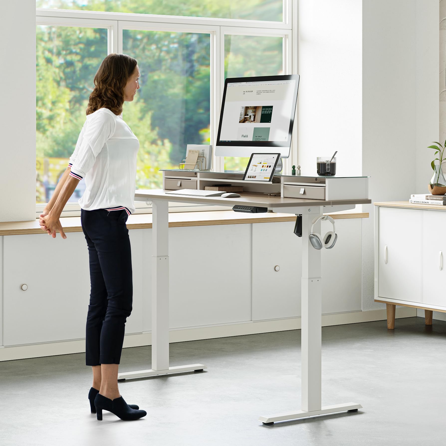 FEZIBO Height Adjustable Electric Standing Desk with Keyboard Tray, 55 x 24 Inch Stand Up Table with Storage Shelf, Sit Stand Desk, Maple Top
