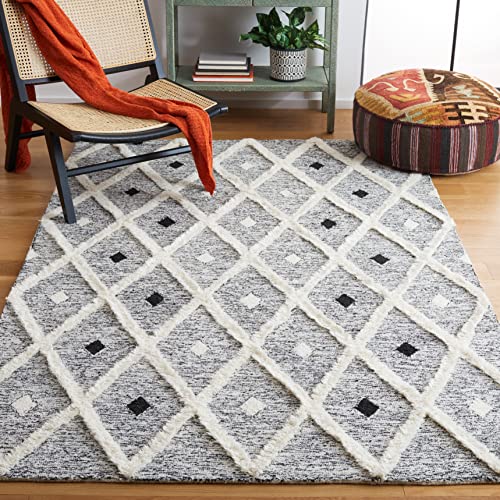 Safavieh Casablanca Collection Area Rug - 8' x 10', Black & Ivory, Handmade Bohemian Rustic Trellis Wool, 0.5-inch Thick Ideal for High Traffic Areas in Living Room, Bedroom (CSB980Z)