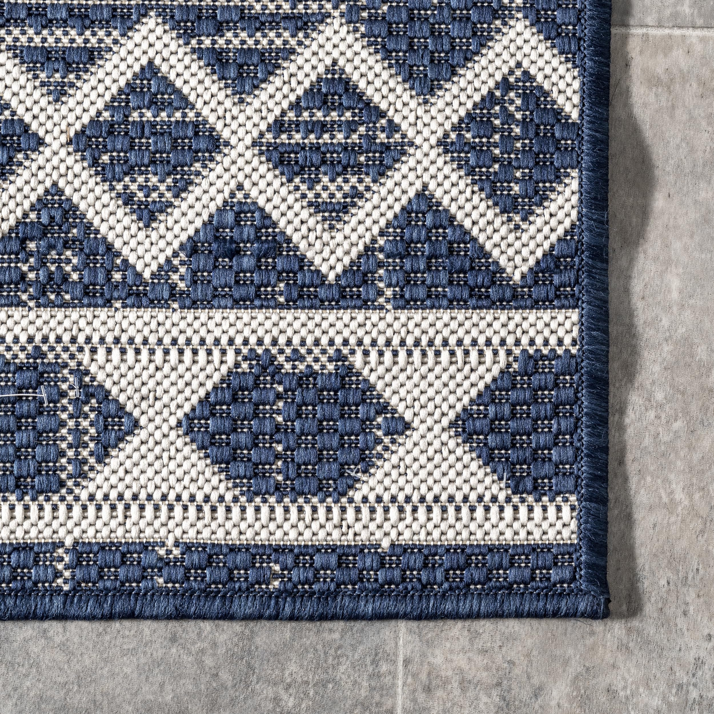 nuLOOM 4' x 6' Outdoor Performance Area Rug, Stain Resistant, Weather Resistant, High Traffic, Patio, Balcony, Outside, Cari Blue