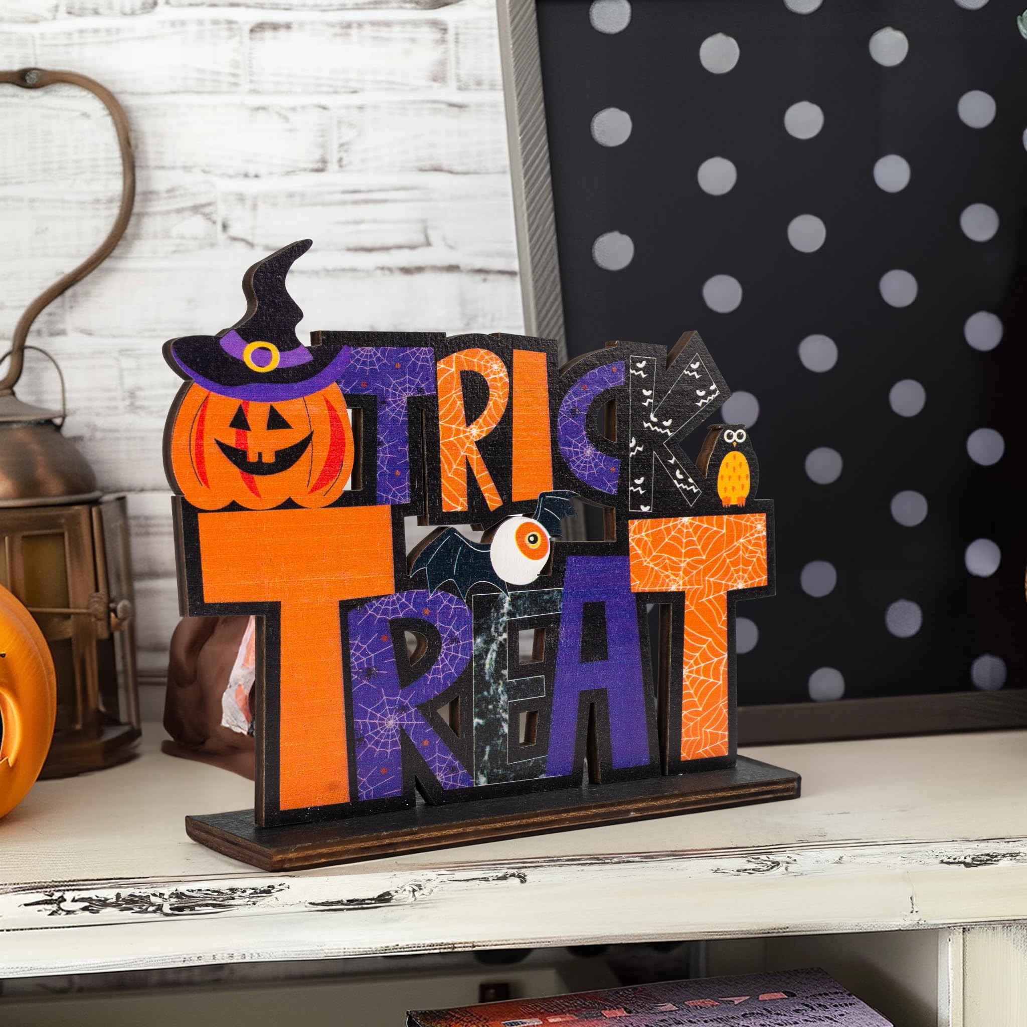 NEROSUN 4 PCS Halloween Table Centerpiece Decorations, Pumpkin Ghost Wood Centerpiece Boo Spooky Signs, Trick or Treat Table Decor for Halloween Table Party Living Room Kitchen Office Bar