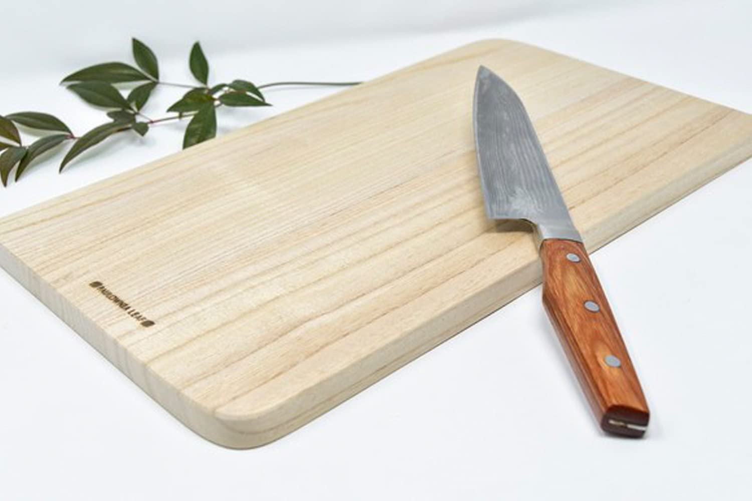 Kiri (Japanese Paulownia) Wooden Cutting Board, Made in Japan, Handmade, 8.85 x 16.1 inches