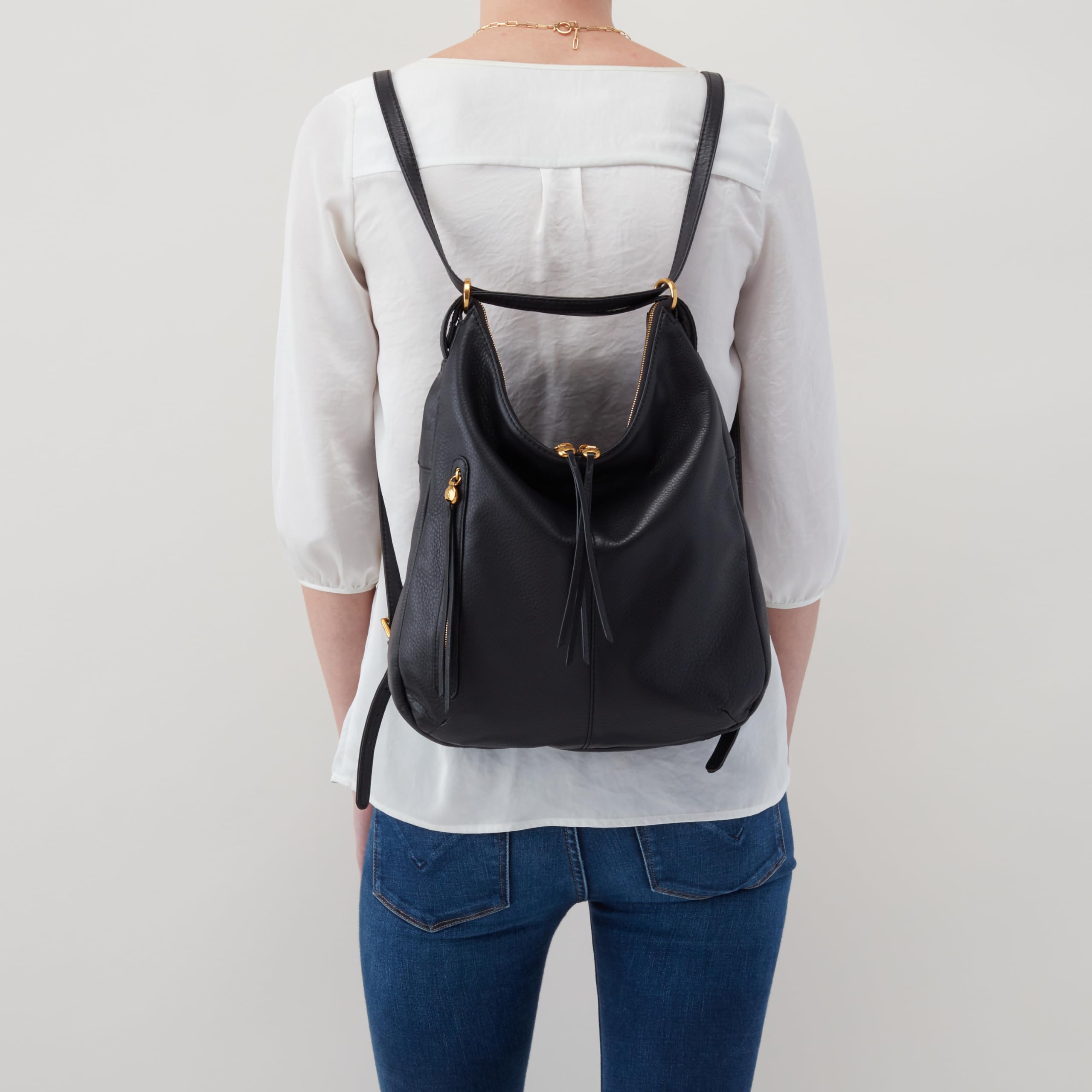 HOBO Merrin Leather Bucket Backpack Convertible to Shoulder Bag for Women, Sandstorm Beige