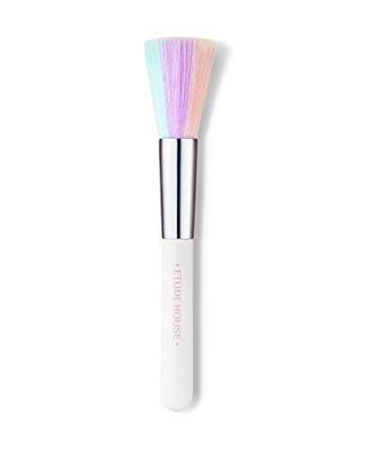 Etude House Wonder Fun Park Candy Cheek Highlighter Shadow Brush (Highlighter Brush)