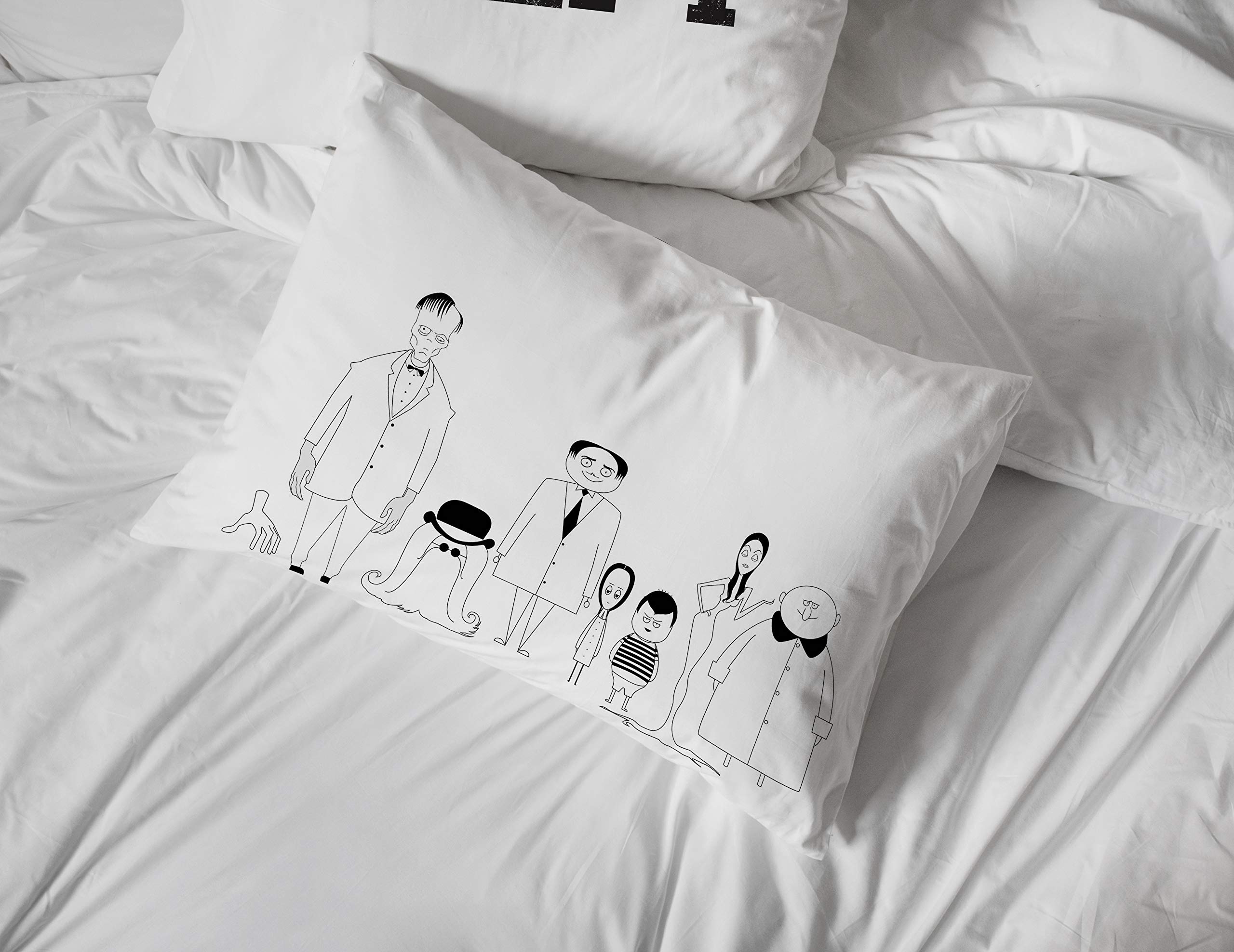 Jay Franco Addams Family Creeper Single Reversible Pillowcase with Handles/Trick-or-Treat Bag/Halloween Pillowcase