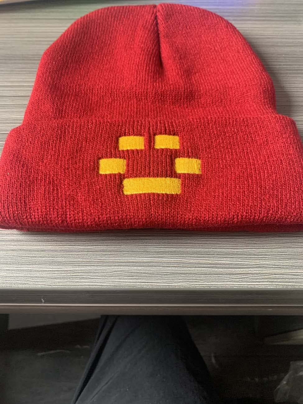 KKFzho Quackity Merch LAS Nevadas Beanie (2) Red