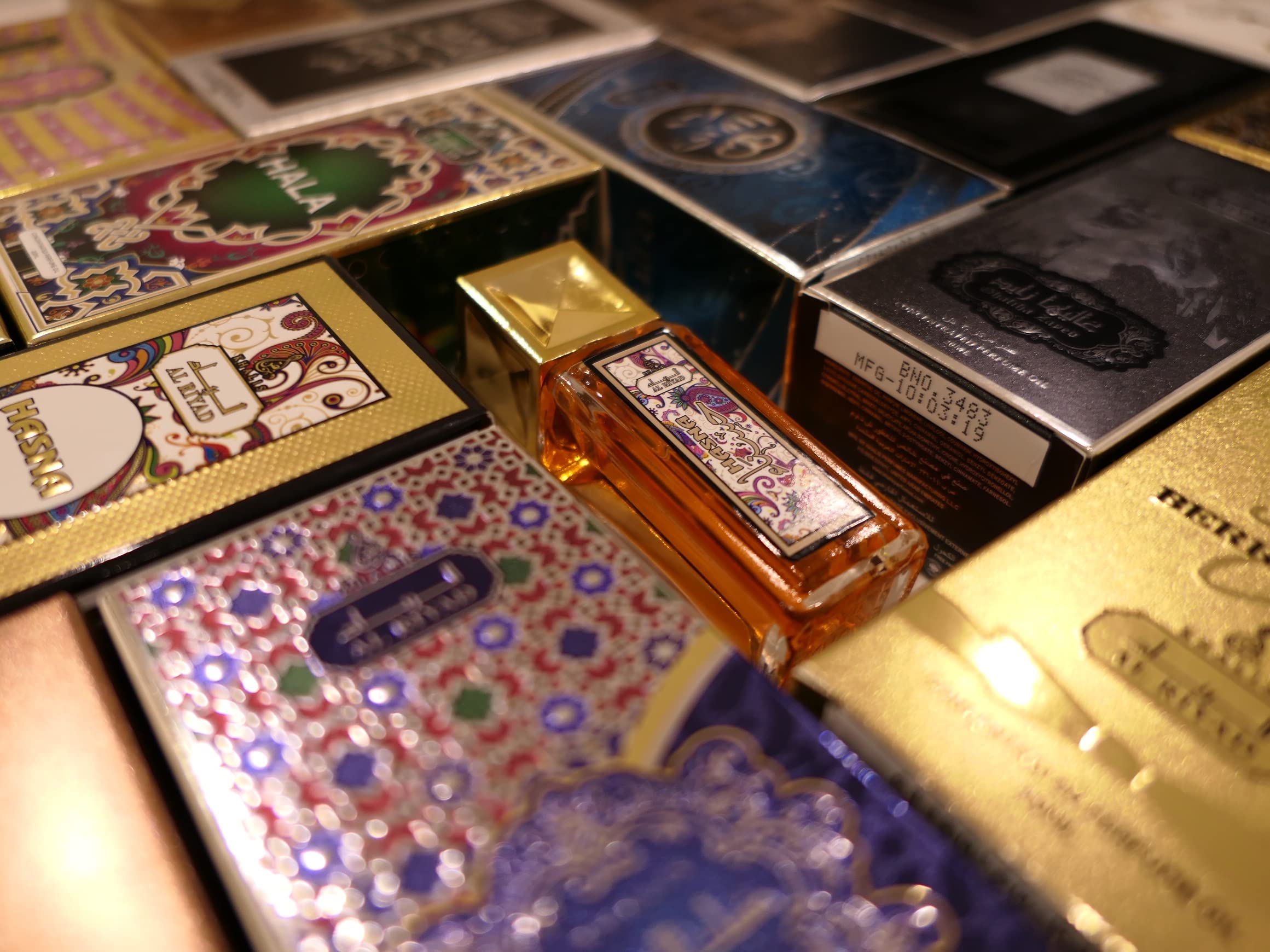 Maison d'Orient BLUE THE CHANCE 20 mL Roll On Cologne For Men, Alcohol-Free, Vegan & Cruelty-Free Arabian Fragrances. Flight Travel Essentials