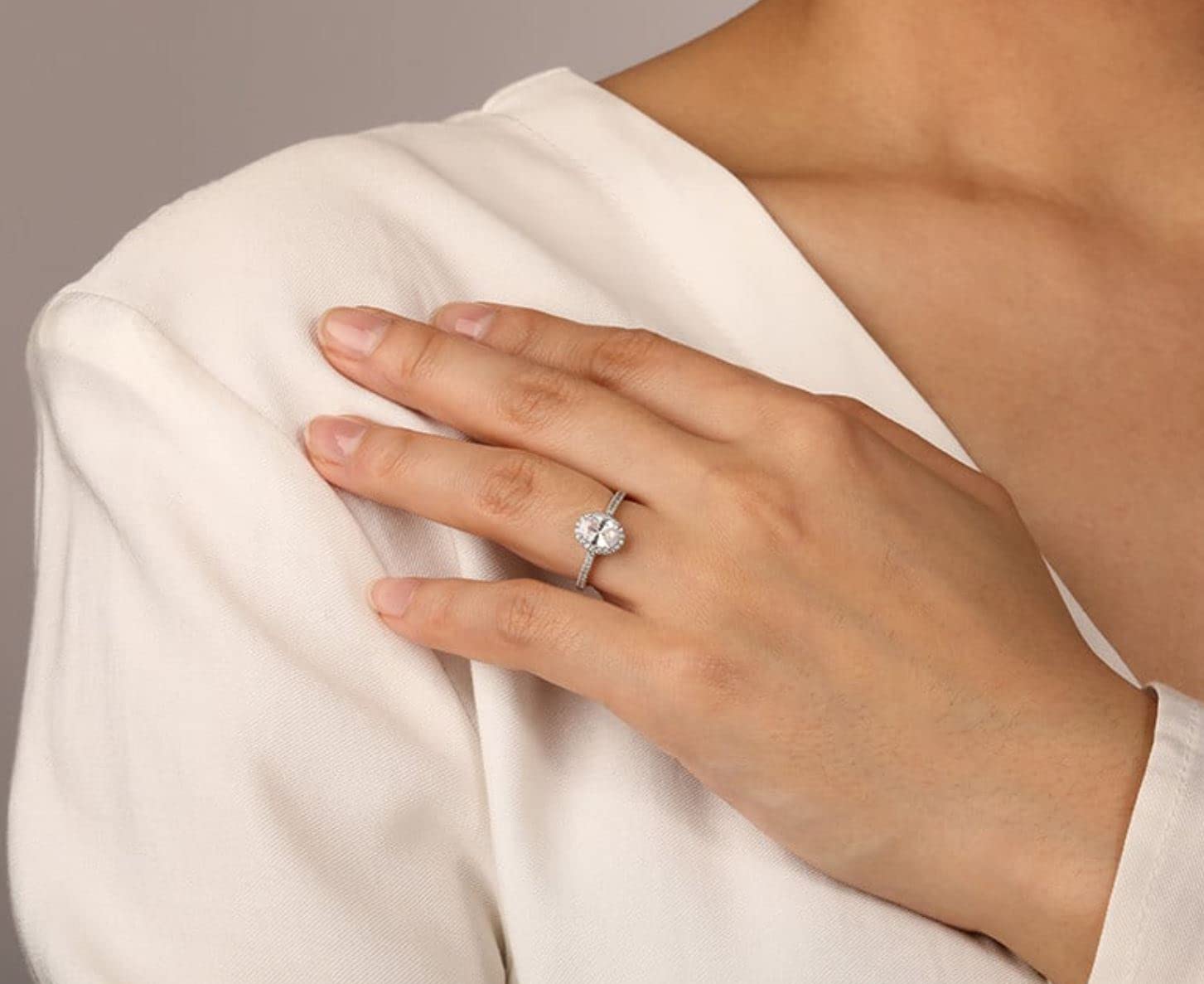 ISAAC WOLF Lab Created 10k Solid 2ct Oval Halo Engagement Ring Genuine VVS1 Moissanite Diamond in White, Yellow OR Rose GOLD (Rose Gold, 7)
