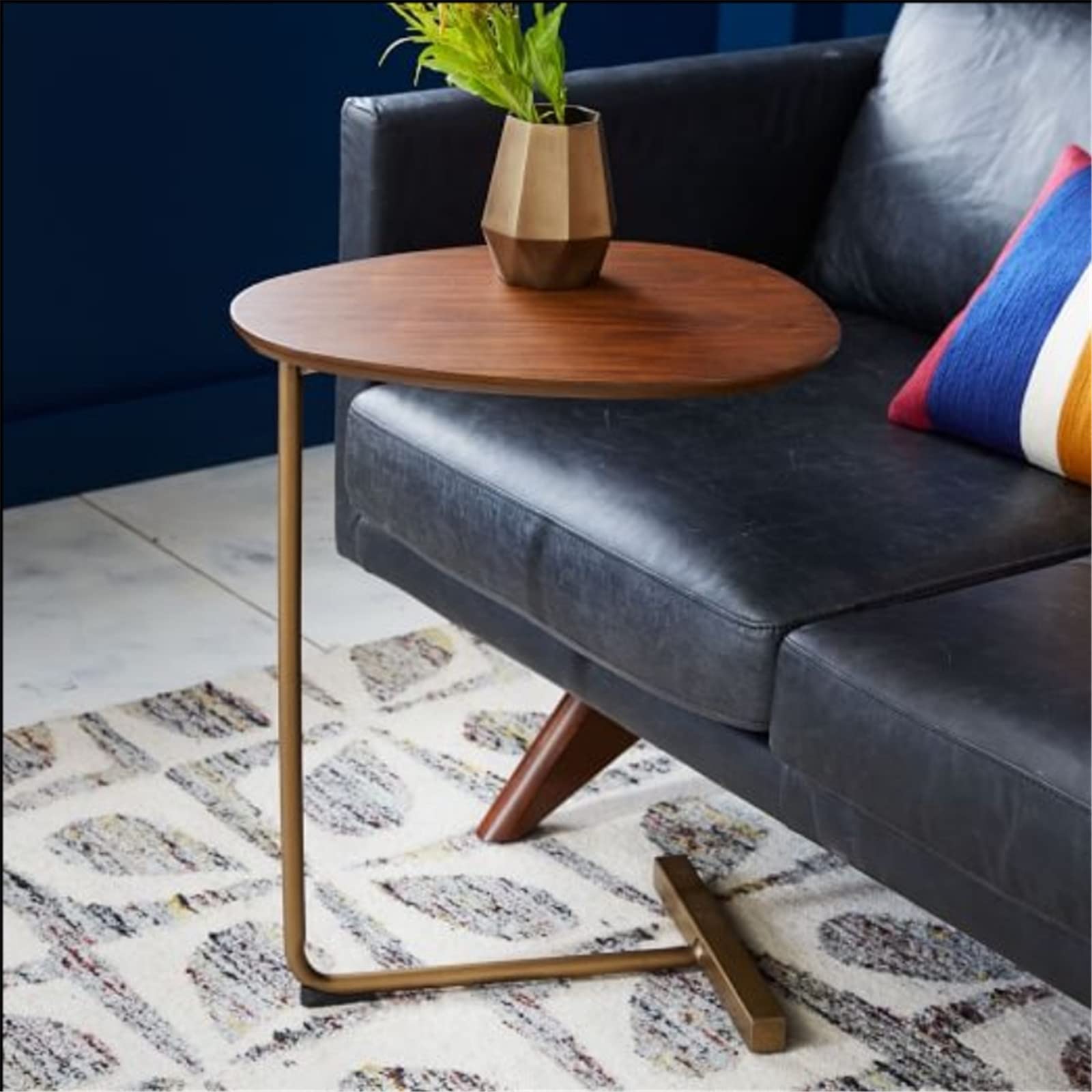 EYCIYC Oval Side Table, Sofa End Table, C Shaped Coffee Table with Wooden Top & Metal Legs Small Bedside Table for Living Room and Bedroom(Size:45 * 30 * 60CM)