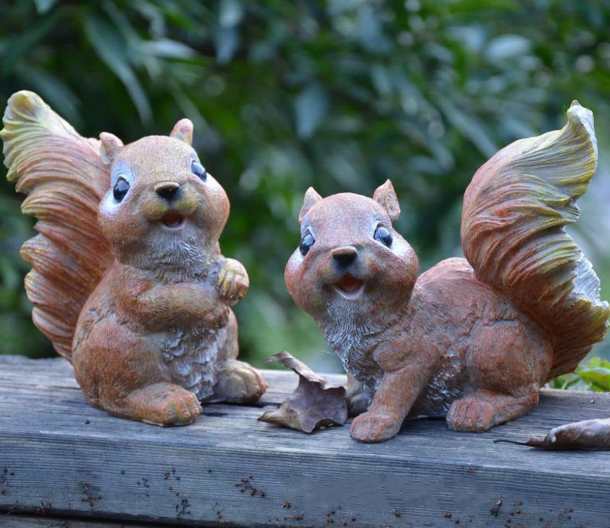 Elsjoy Set of 2 Garden Squirrel Statues, 6" Resin Squirrel Figurine Cute Squirrel Decor, Happy Squirrel Figure for Garden, Patio, Home Decor, Gift