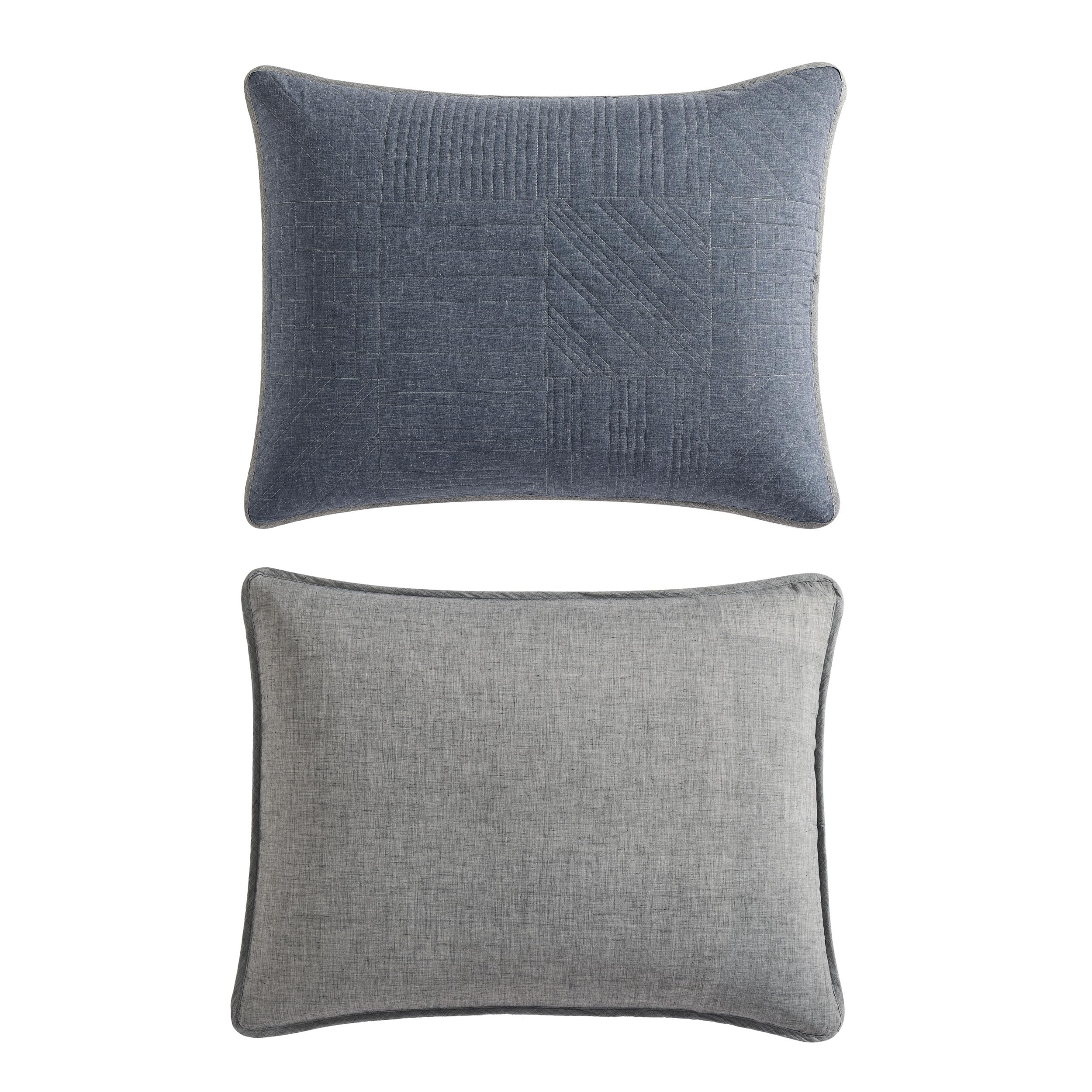 Eddie Bauer - Twin Quilt Set, Reversible Bedding with Matching Sham, Lightweight Home Decor for All Seasons (Hidden Lake Blue, Twin)