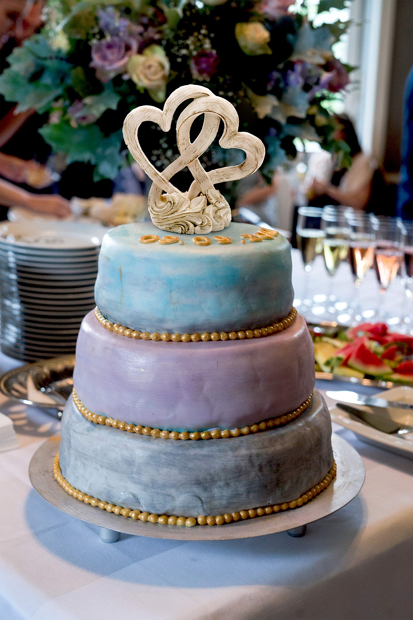 FashionCraft Vintage Style Double Heart Design Cake Topper/Centerpiece, One Size, Cream