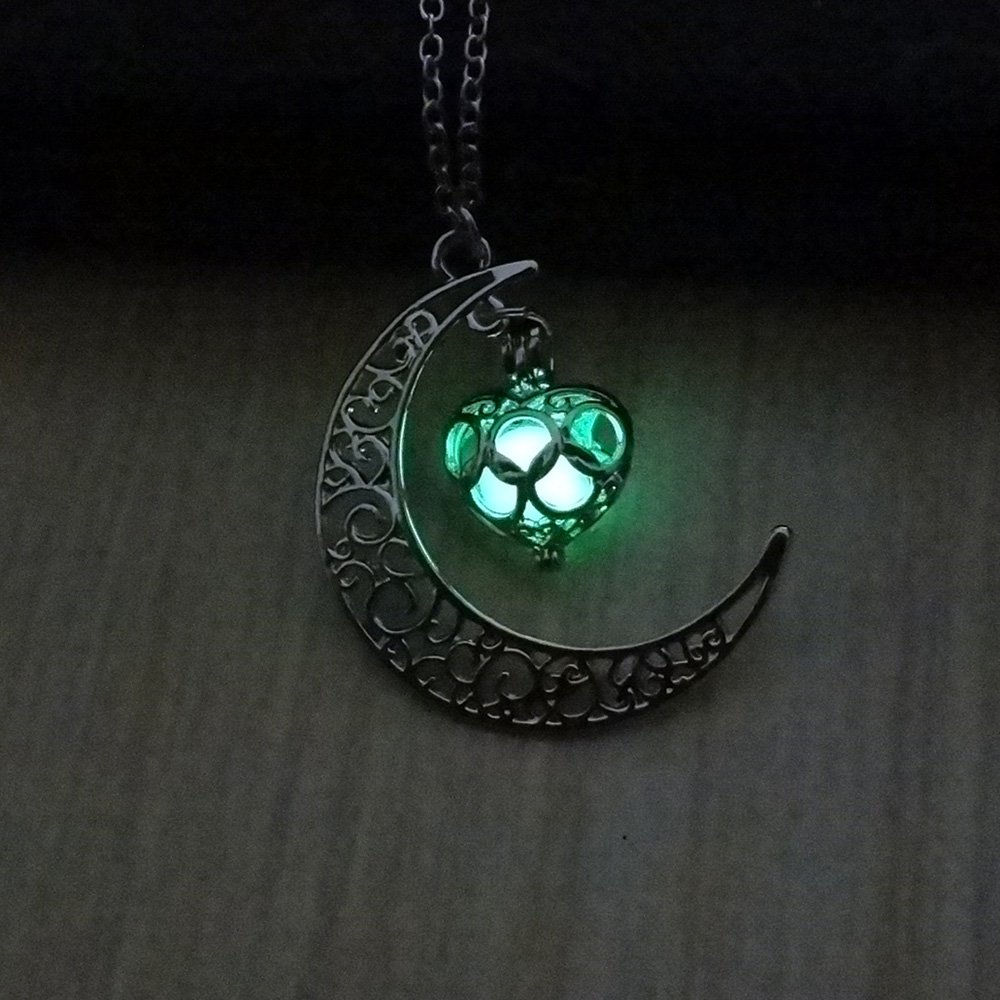Fineder 4 Colors Luminous Series Moon Love Heart Pendant Necklace Fluorescent Necklace, Glow in the Dark Necklace