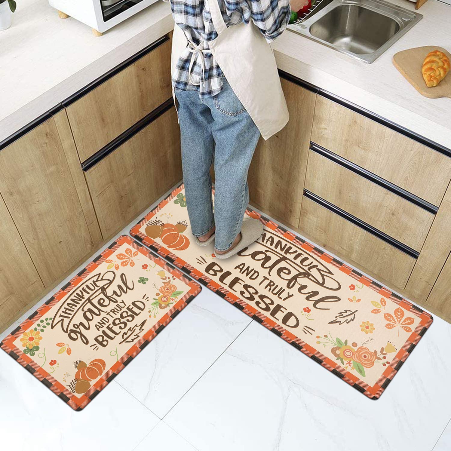 Falflor Thanksgiving Kitchen Rugs 2 PCS Farmhouse Kitchen Mats Set Dwarf Pumpkin Decorative Anti Fatigue Kitchen Floor Mats Non Slip Waterproof Comfort Standing Mats for Sink Office Desk