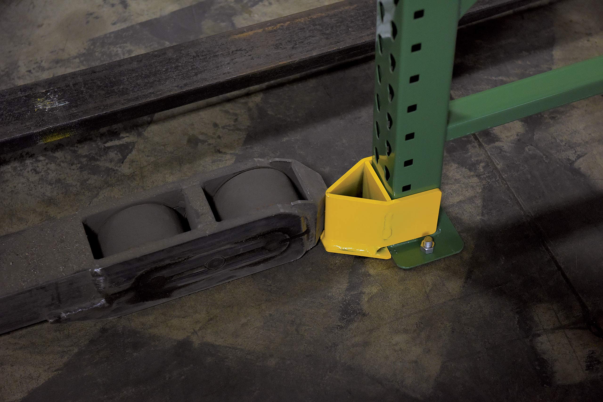 Vestil G3-V4-YL Steel Upright Rack Guard 7 in. x 5 in. x 5 in. Yellow