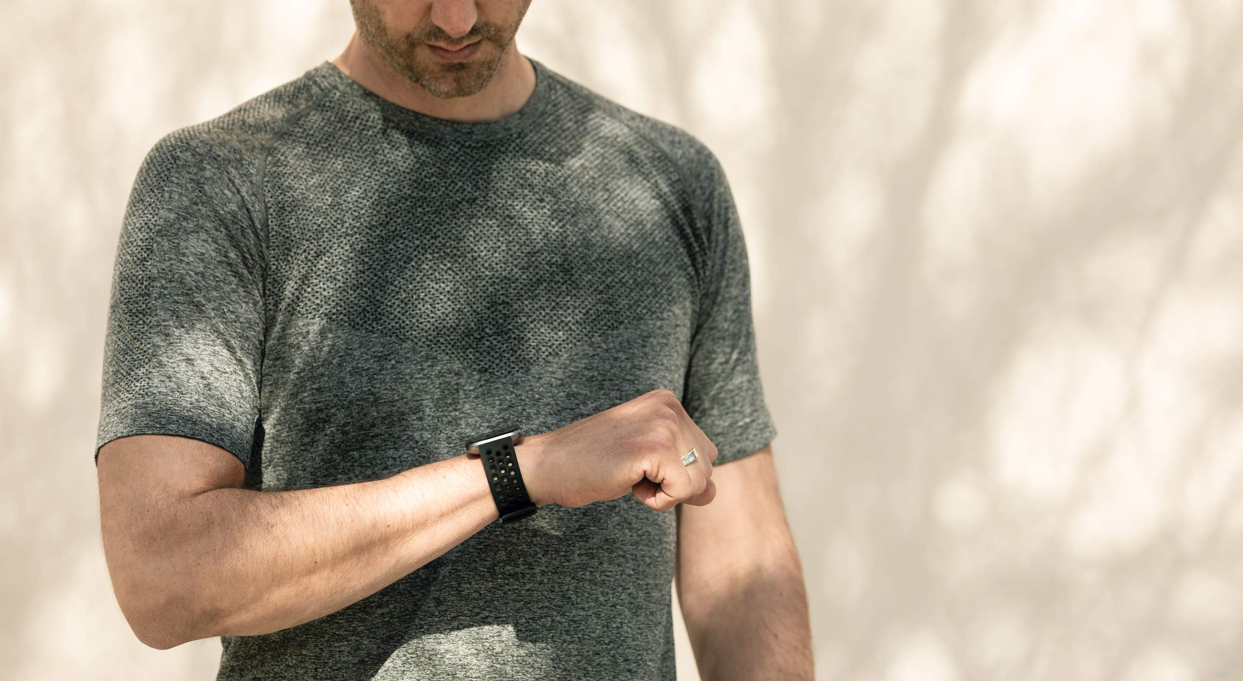 Fitbit Versa 2
