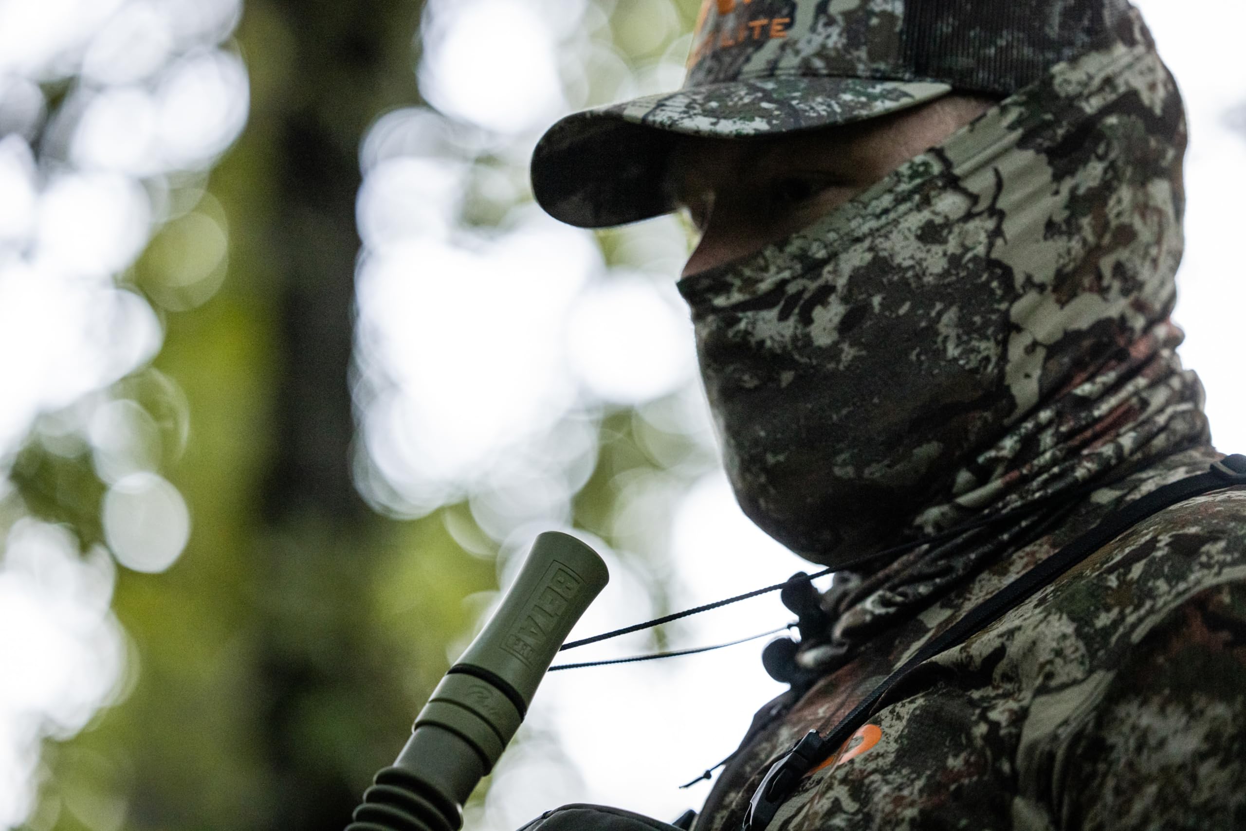 First Lite Aerowool Merino Wool Neck Gaiter - Ultralight Camo Hunting Face Mask - First Lite Specter - One Size
