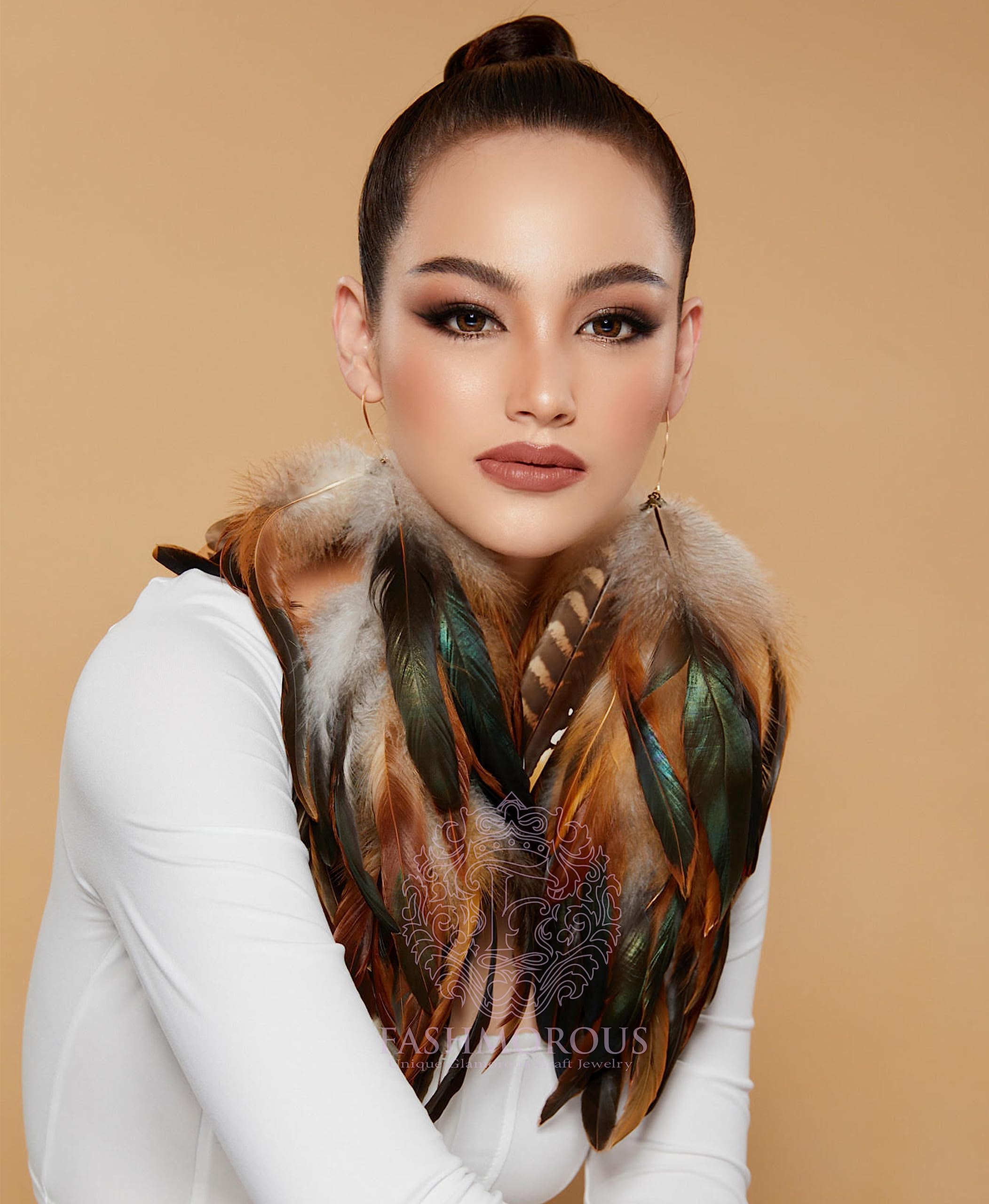 Fashmorous Dangle Earrings for Women Fashion Nature Feather Earrings for Women Fashion Feather Earrings with Leaf Shape Hook