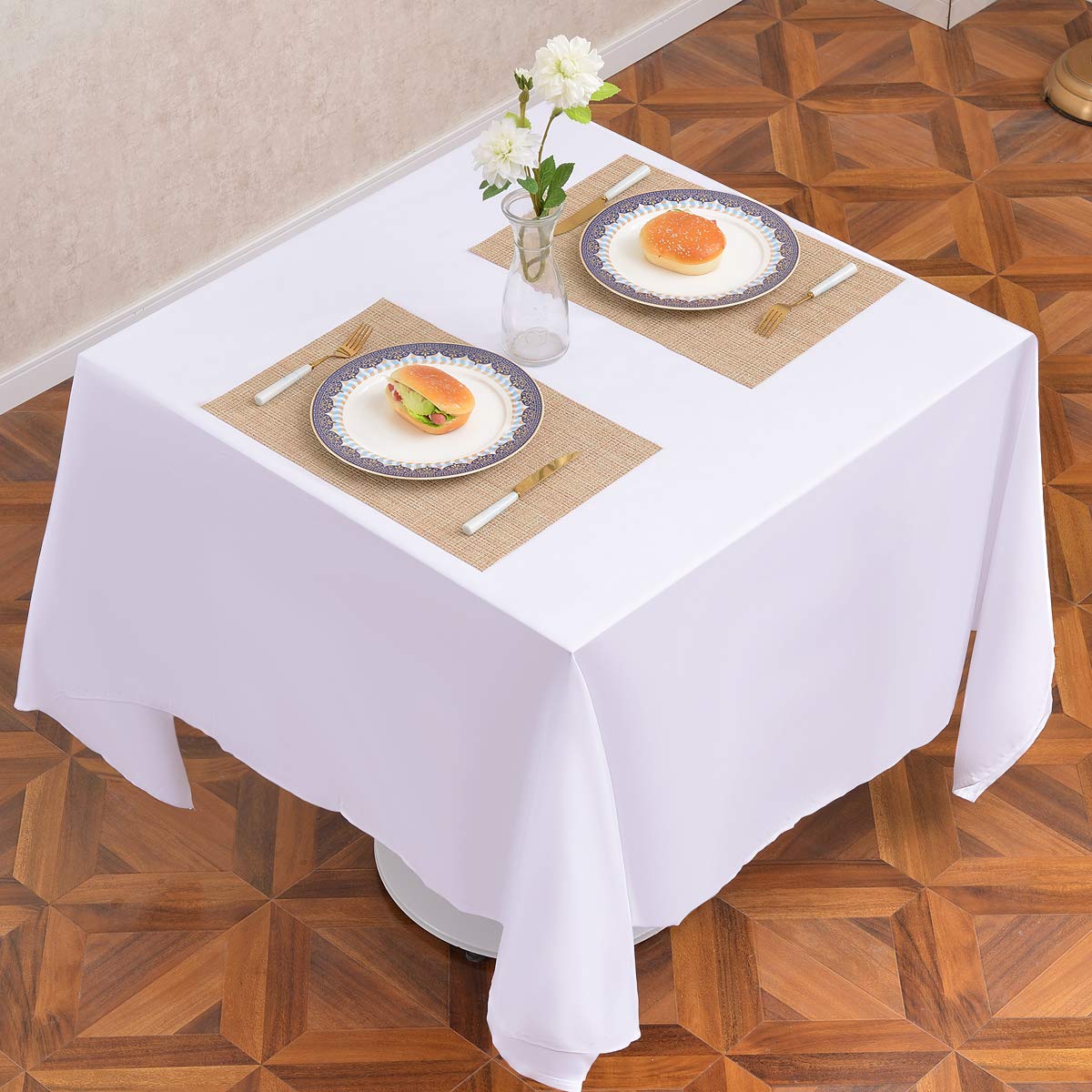 FURNLIK 132 inch Round Tablecloth White Table Cloth Polyester Wrinkle Resistant, Stain Resistant Tablecloths for Banquet Party Dining Buffet and Vendor