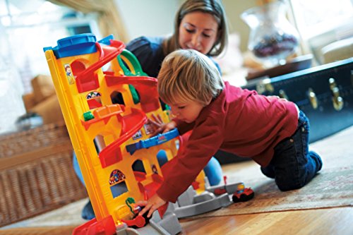 Fisher-Price Little People Wheelies Stand 'n Play Rampway