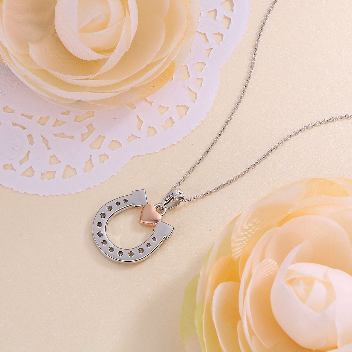 FLYOW Horseshoe Necklace Sterling Silver Lucky Jewelry Horseshe Pendant Necklace Horse Gift for Women