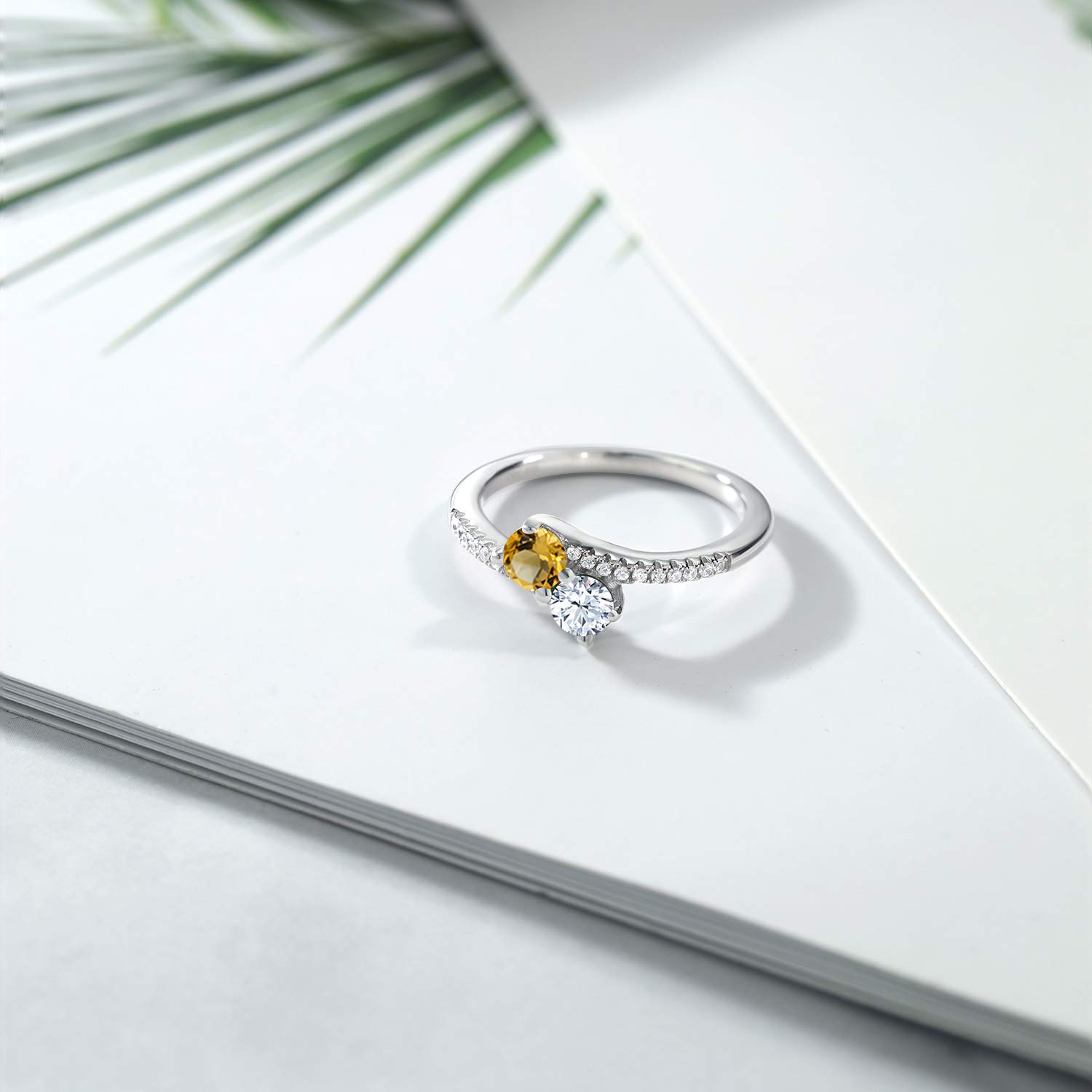 Gem Stone King 925 Sterling Silver Yellow Citrine Bypass Ring For Women (0.50 Cttw, Gemstone November Birthstone, Round 4MM, Available In Size 5, 6, 7, 8, 9)