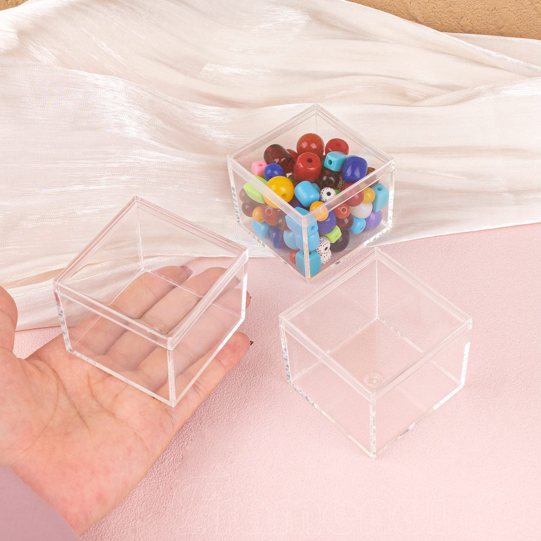 Framendino, 18 Pack Clear Acrylic Cube Boxes Small Square Storage Box with Lid Display Box Stackable Small Container