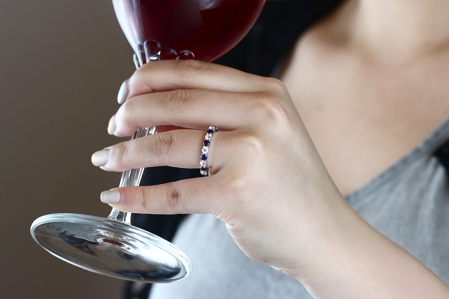 Gem Stone King 925 Sterling Silver Blue and White Created Sapphire Eternity Wedding Band Ring For Women (2.20 Cttw, Available In Size 5, 6, 7, 8, 9)