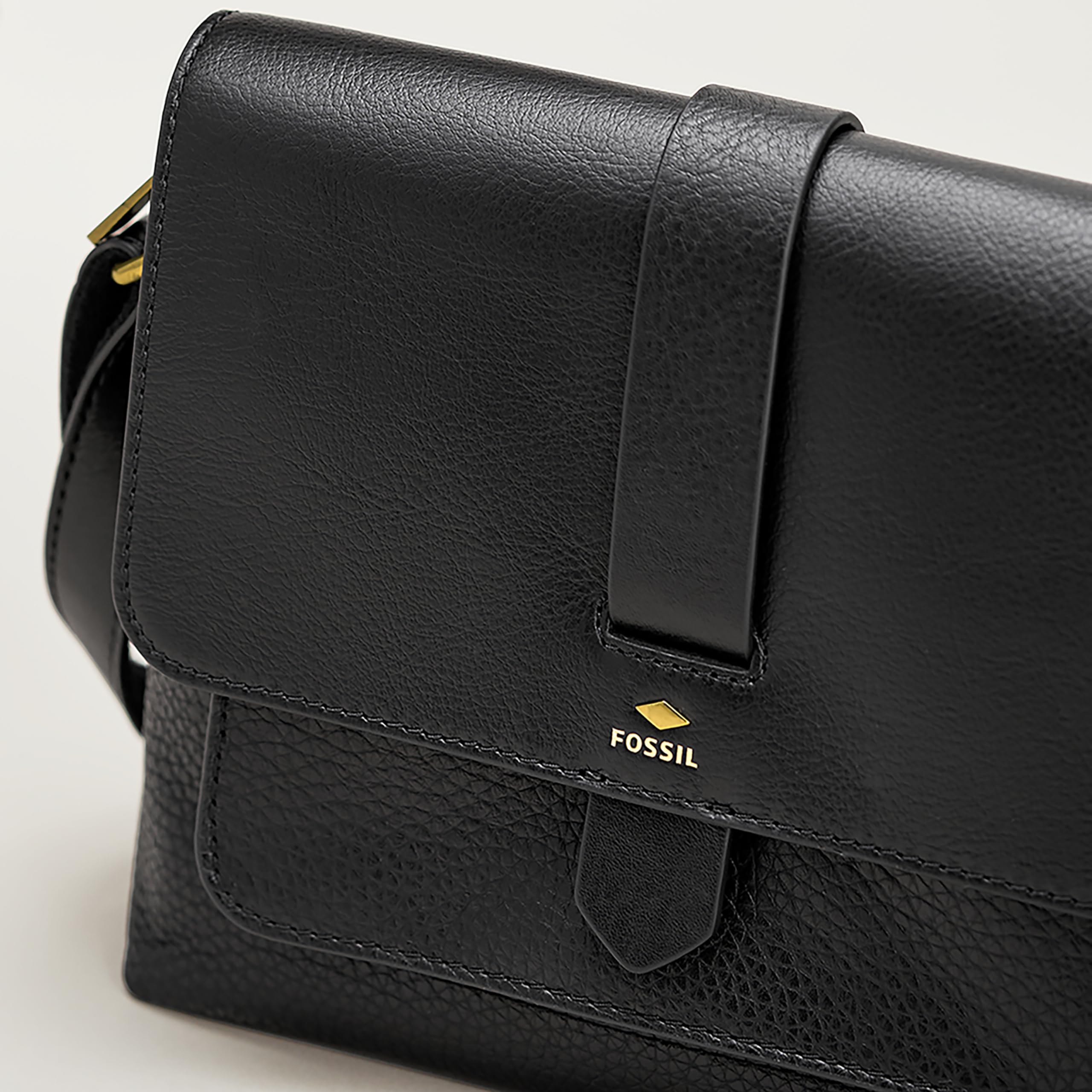 Fossil Women's Kinley Leather Large Crossbody Purse Handbag, Black (Model: ZB7879001)