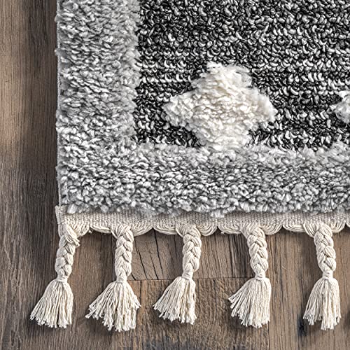 nuLOOM Saveah High Low Soft Shaggy Moroccan Diamond Tassel Area Rug, 4x6, Grey
