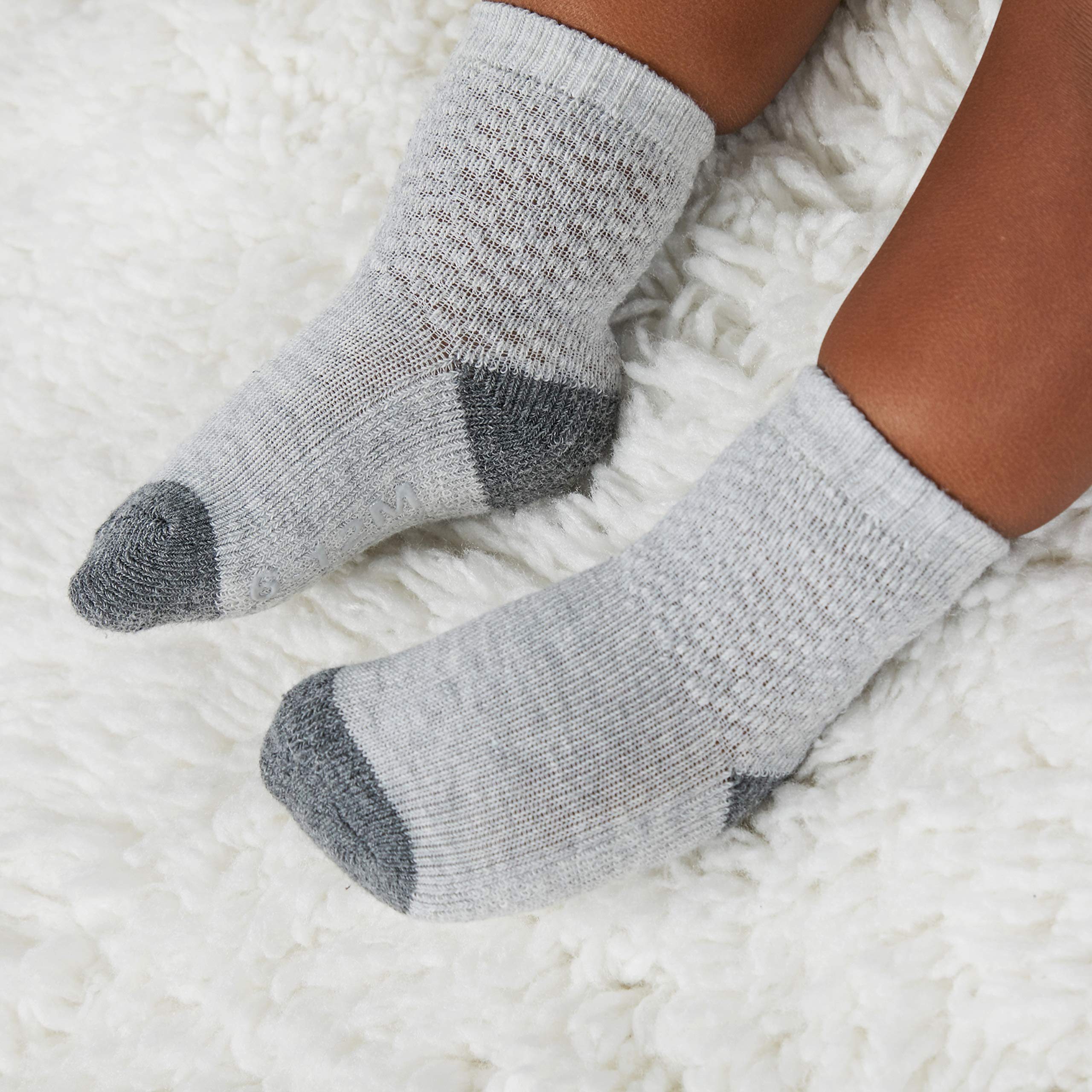 Fruit of the Loom Baby 6-Pack All Weather Crew-Length Socks, Mesh & Thermal Stretch - Unisex, Girls, Boys (0-6 Months, Grey)