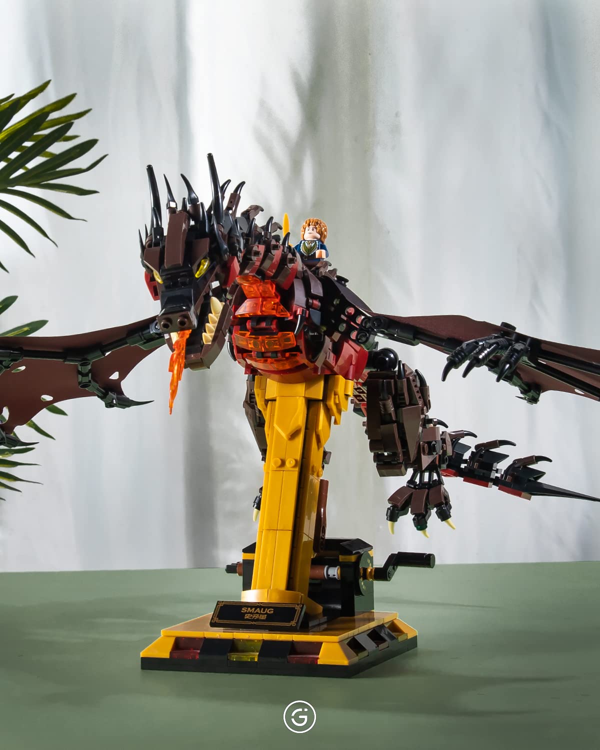 Givenni Fire Dragon Building Set with Display Stand - Smaug 1359 PCS Construction Building Bricks Model for Teen and Adults(New 2024)