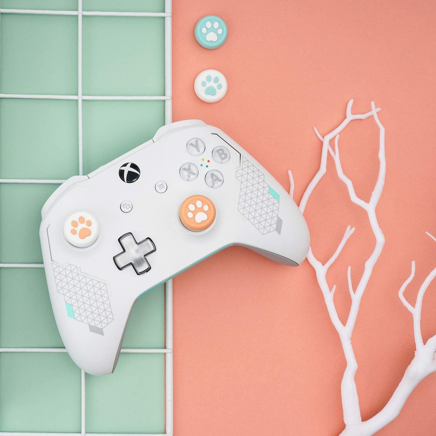 GeekShare Cat Paw Playstation 4 Controller Thumb Grips, Thumbsticks Cover Set Compatible with Switch Pro Controller (Orange & Green)