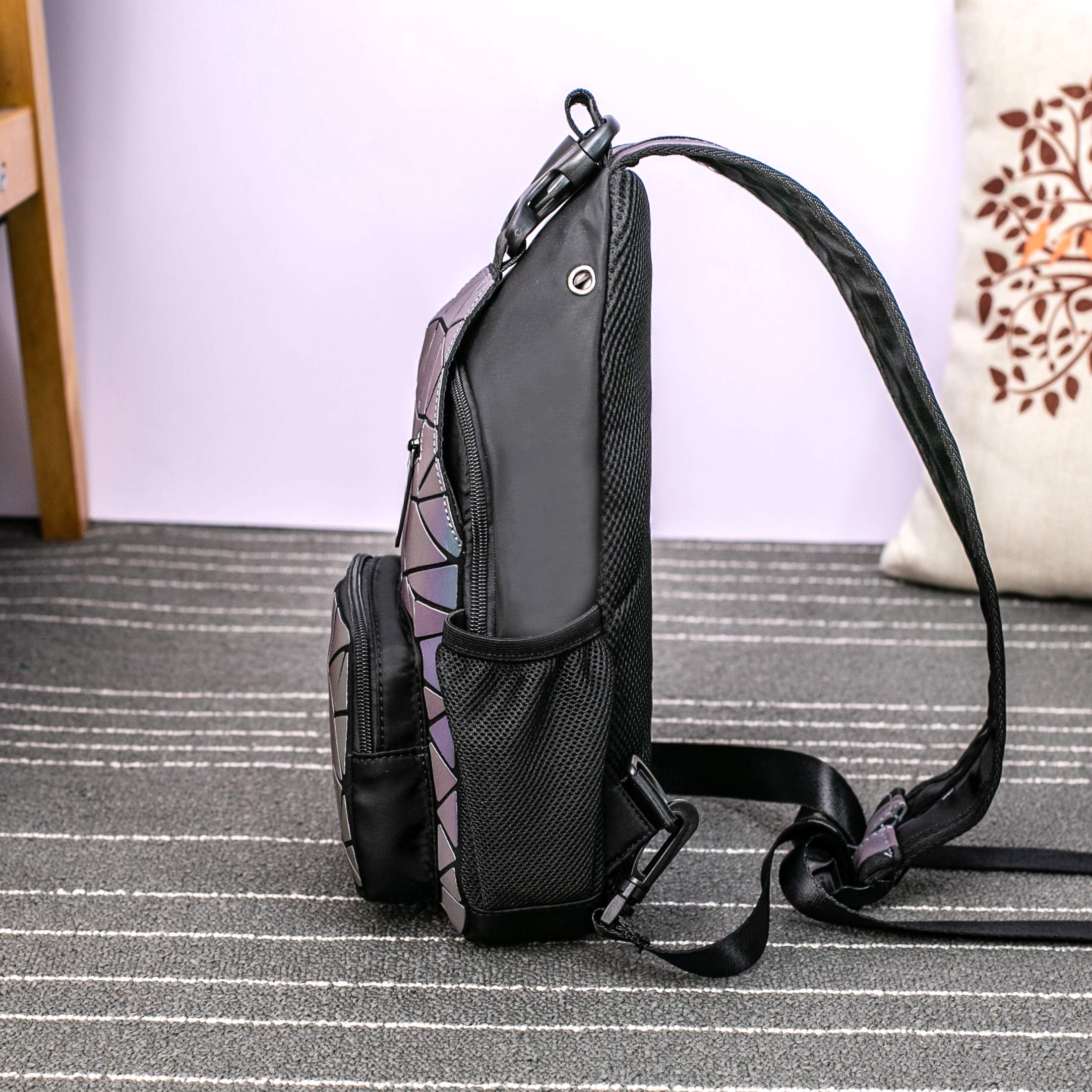 FZChenrry Luminous Geometric Backpack Women Holographic Reflective Bags and Crossbody Bag Iridescent Backpack Lumikay (No.19011-03)