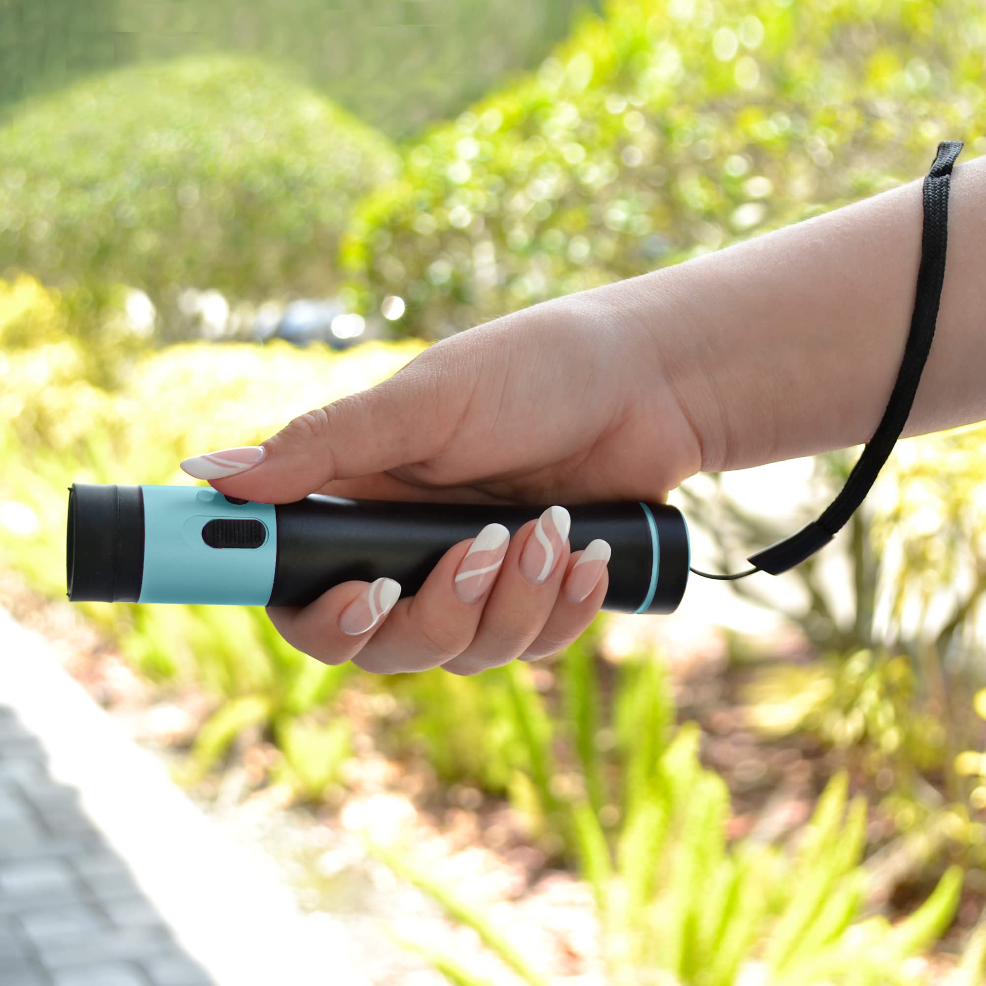 Guard Dog T-10000 Stun Gun Flashlight, Rechargeable with Safety Pin, Car Charger Included, Wrist Strap