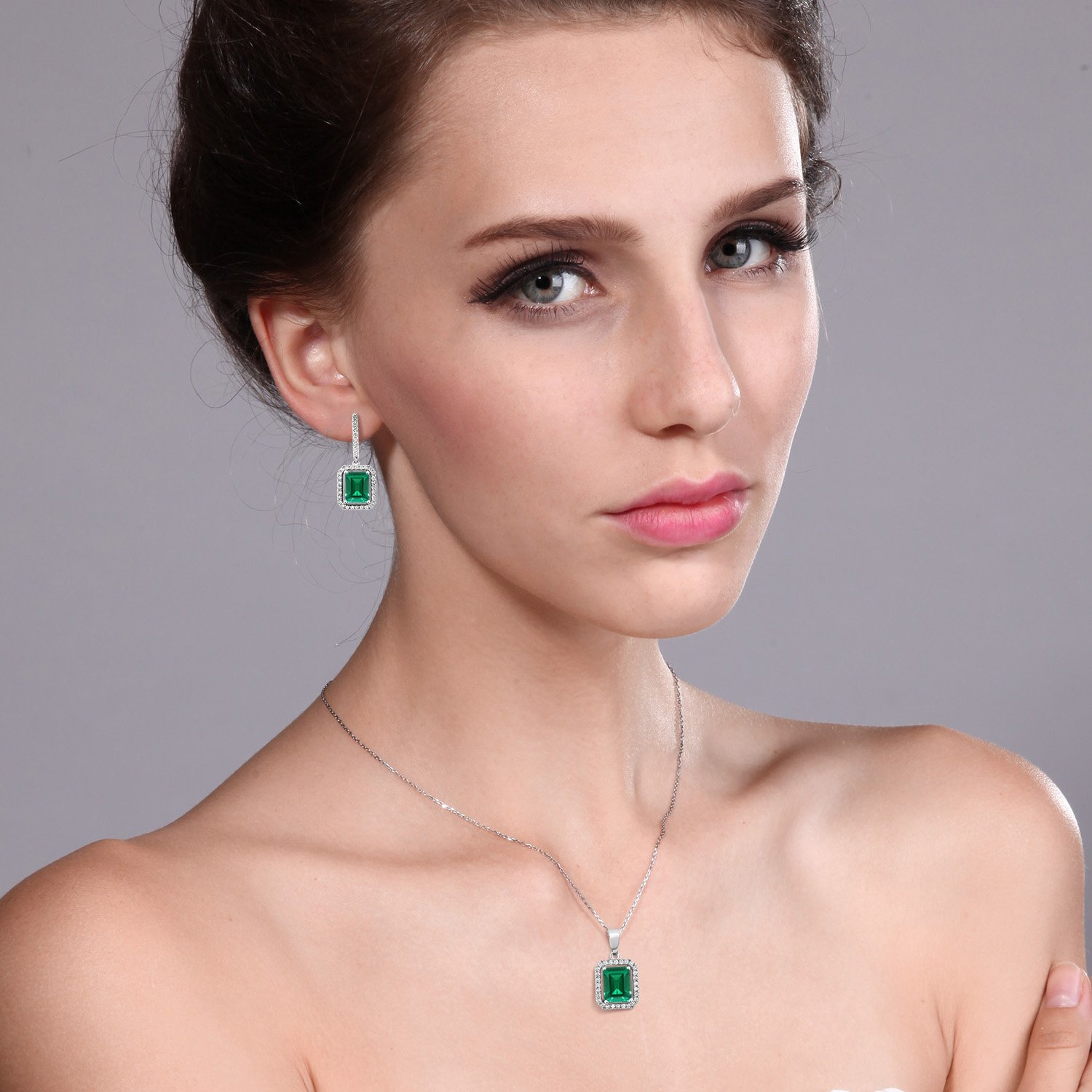 Gem Stone King 925 Sterling Silver Green Simulated Emerald Pendant Earrings Set For Women (7.33 Cttw, with 18 Inch Chain)